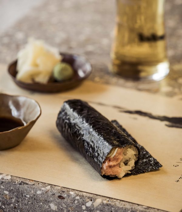 About Us - DOKI DOKI HANDROLL BAR